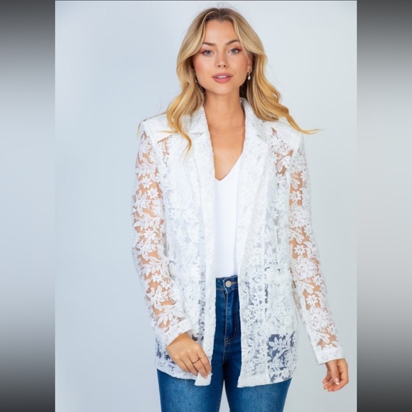 white birch | Tops | Nwt White Birch White Lace Blazer Size Small ...